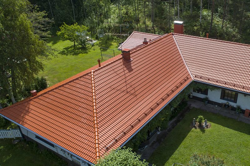 Kumpi kannattaa valita - tiilikatto vai peltikatto? - Kattokeskus.fi